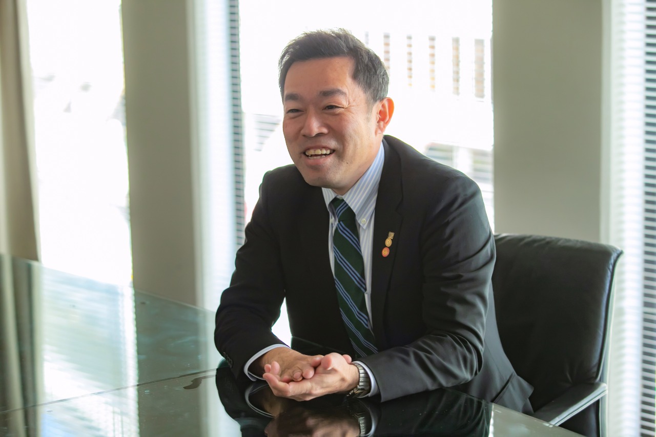 「THE WORLDFOLIO」にアパグループCEO 元谷一志のインタビューが掲載されました。｜【公式】アパ ホテル｜ビジネス予約サイト